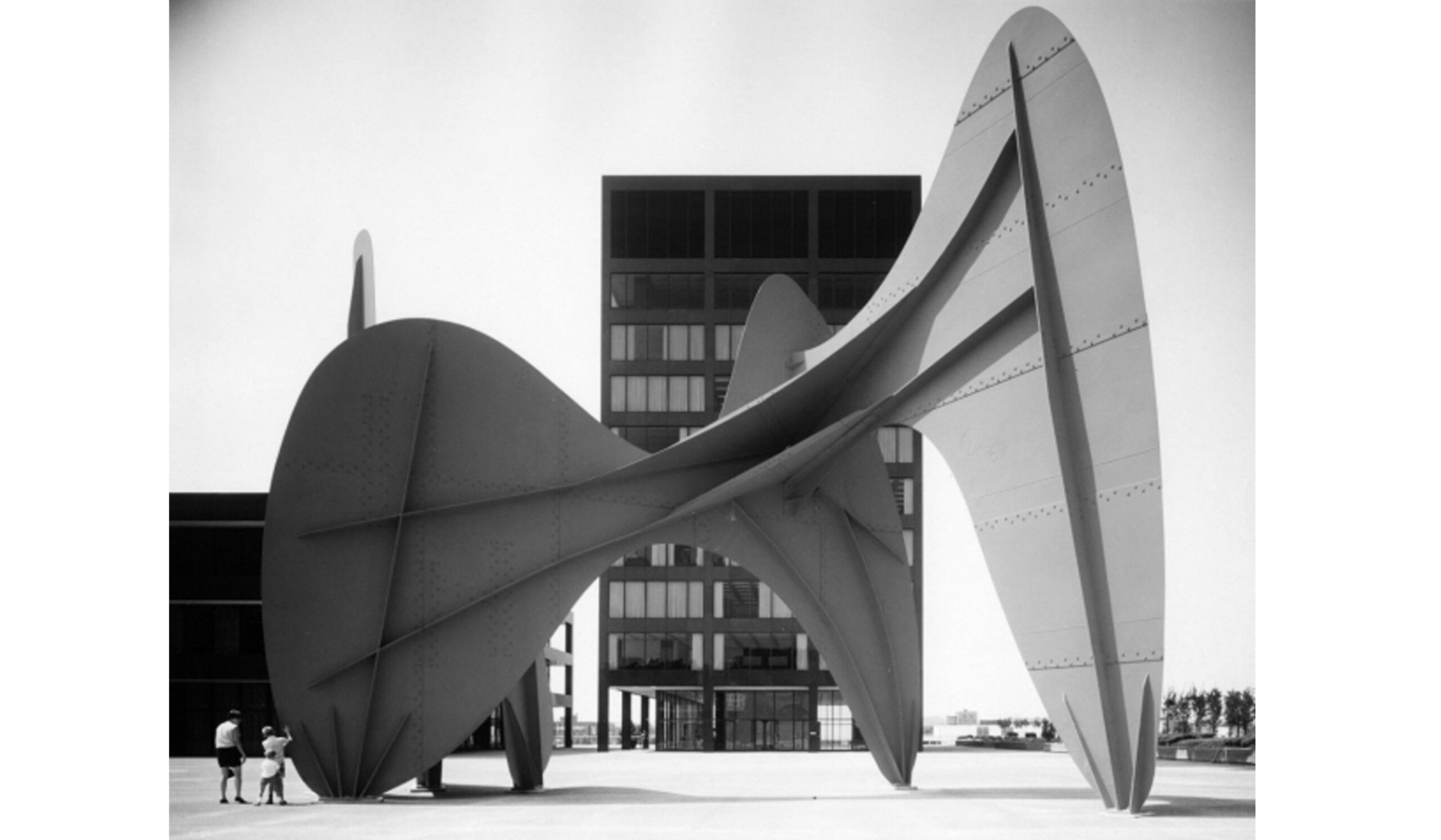 Skidmore, Owings & Merrill – Michigan Modern