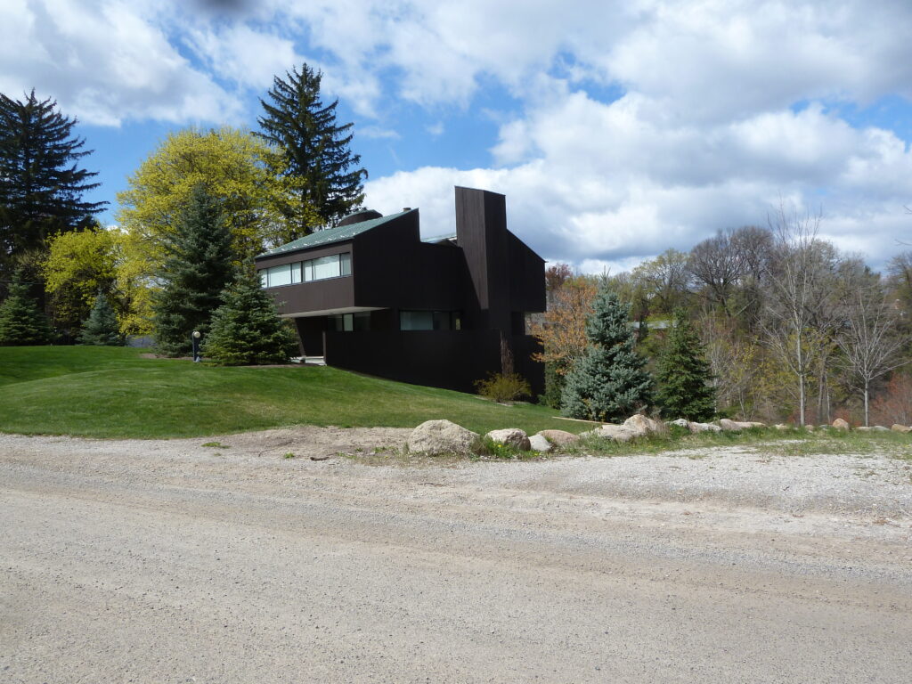 James and Sarah Kirkpatrick House – Michigan Modern
