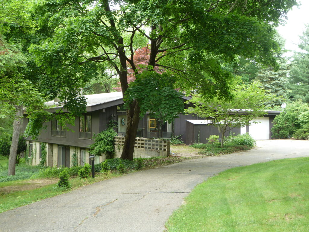 Frey Building – Michigan Modern