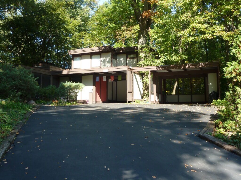 Charles and Grace Bachman House – Michigan Modern