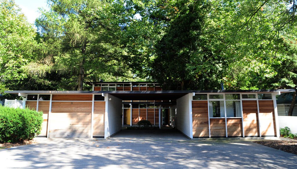 Eric Brown House – Michigan Modern