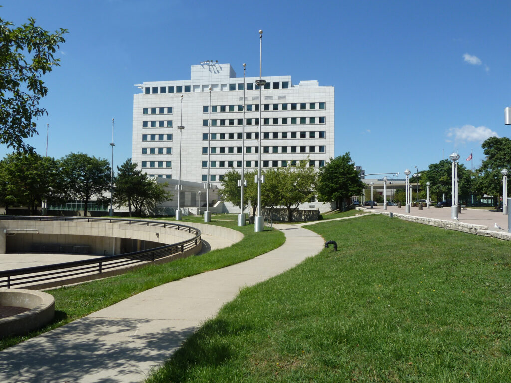 Veteran’s Memorial Building – Michigan Modern