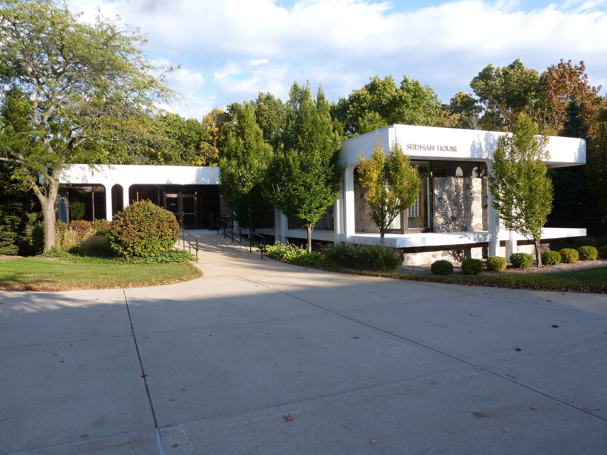 Grand Rapids Press Building – Michigan Modern