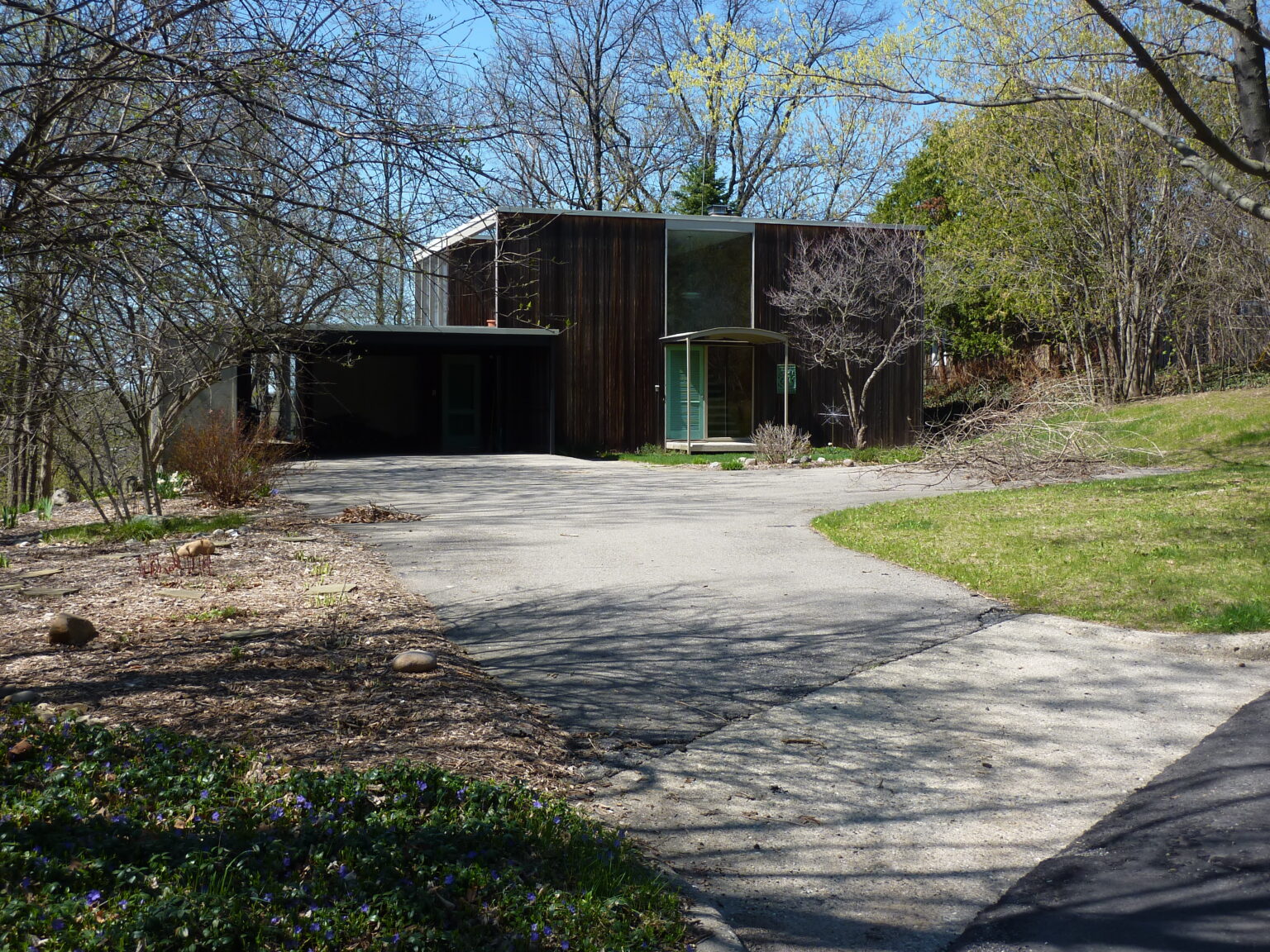 Kenneth and Elizabeth (Gregg) Patterson House – Michigan Modern