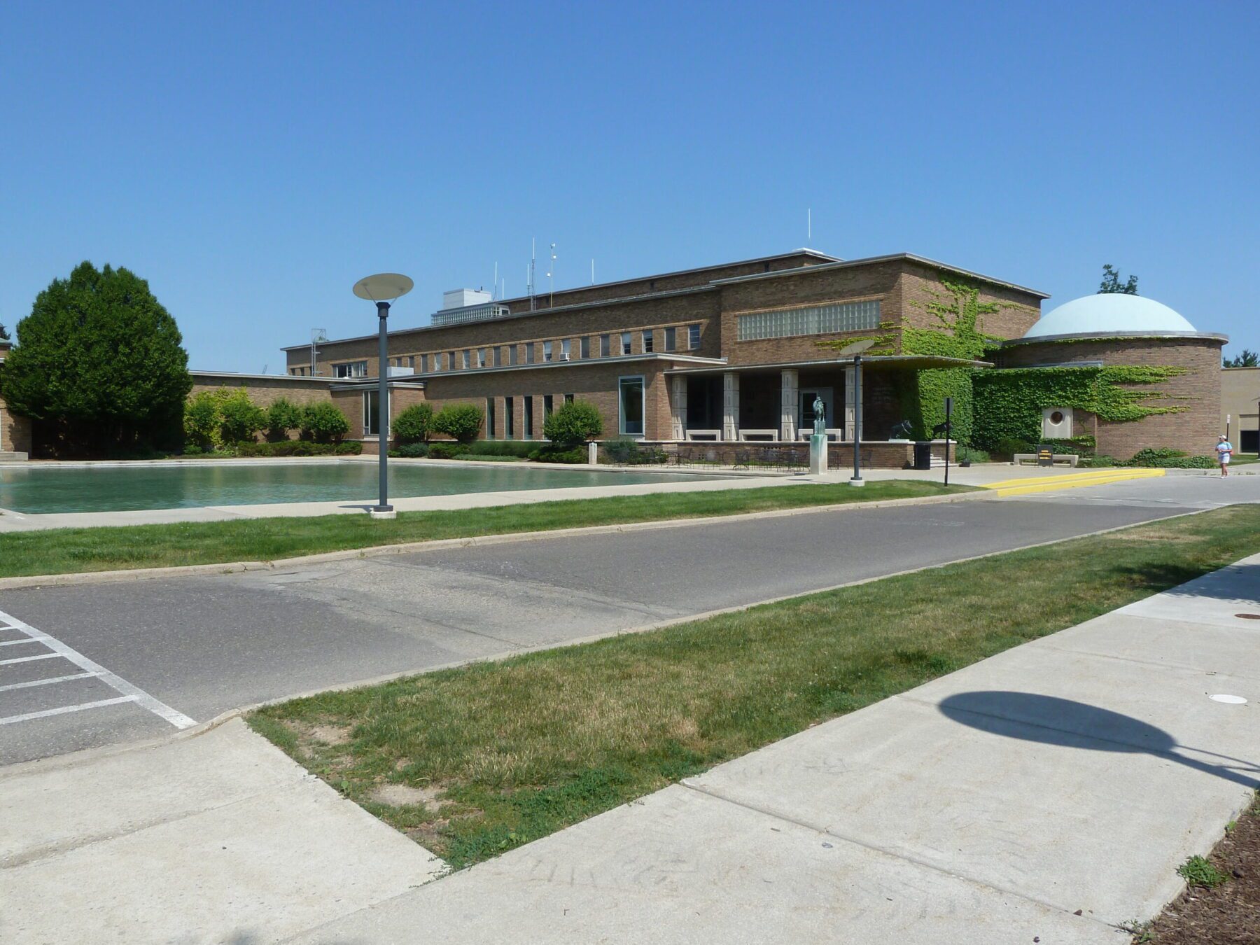 Cranbrook Institute of Science – Michigan Modern